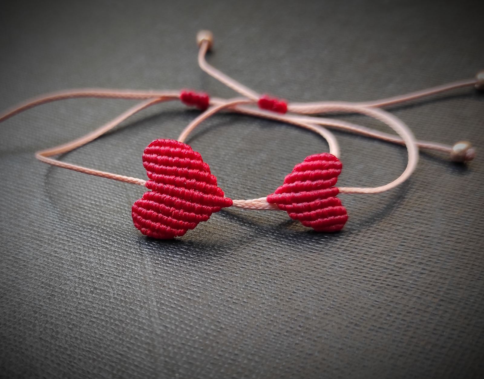 ΣΕΤ ΒΡΑΧΙΟΛΙΑ ΜΑΜΑ-ΚΟΡΗ ΜΕ ΚΟΚΚΙΝΗ ΜΑΚΡΑΜΕ ΚΑΡΔΙΑ ΚΑΙ ΡΟΖ ΧΡΥΣΟ ΛΟΥΡΑΚΙ ...